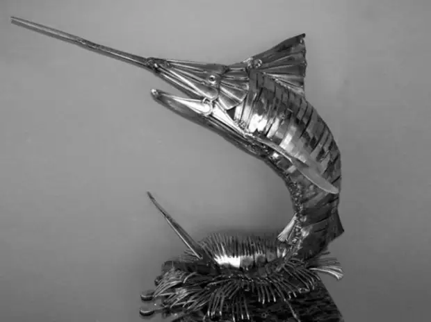 Sculptures avy amin'ny cutlery (sary 14)