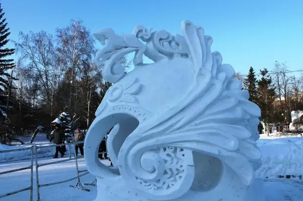 Festival delle sculture di neve a Novosibirsk