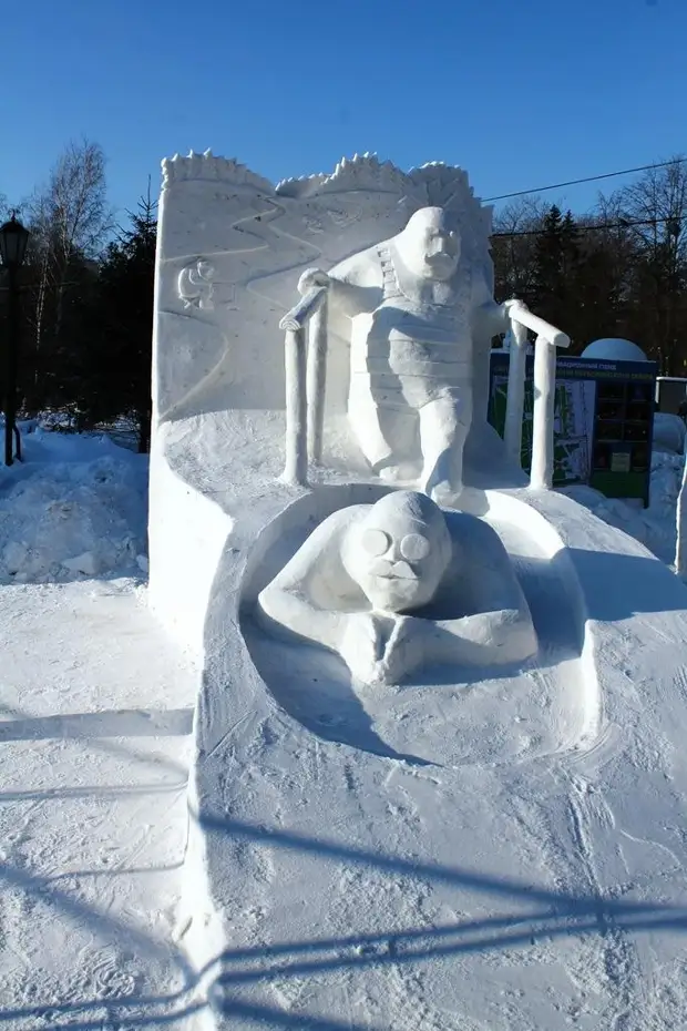 Festival delle sculture di neve a Novosibirsk