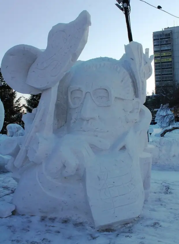 Festival delle sculture di neve a Novosibirsk