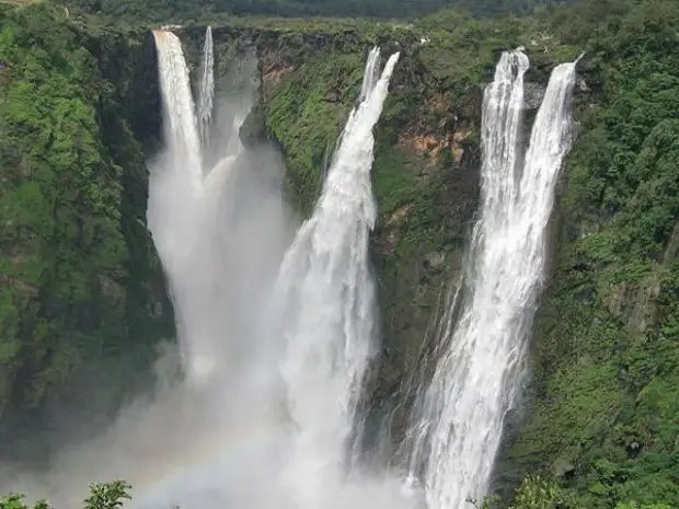 Kebanyakan air terjun