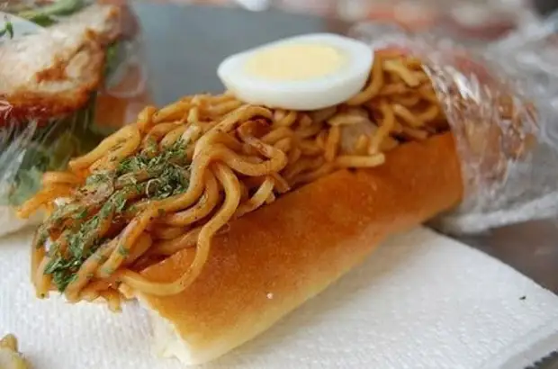 Vòng quanh thế giới với bánh mì sandwich