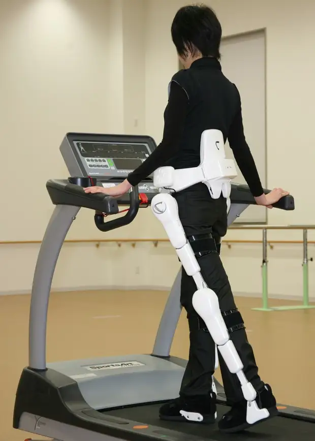 A robotic suit that can help the elderly and disabled