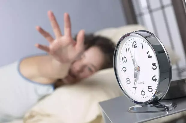 શા માટે ખૂબ સૂવું ખરાબ છે?