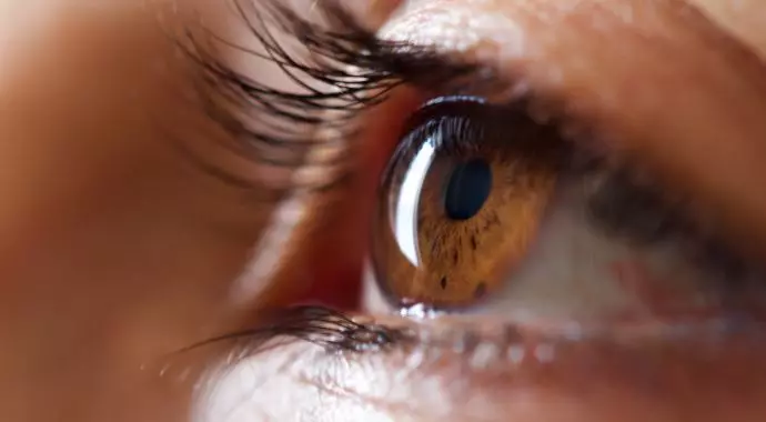 4 راه برای بهبود بینایی بدون جراحی