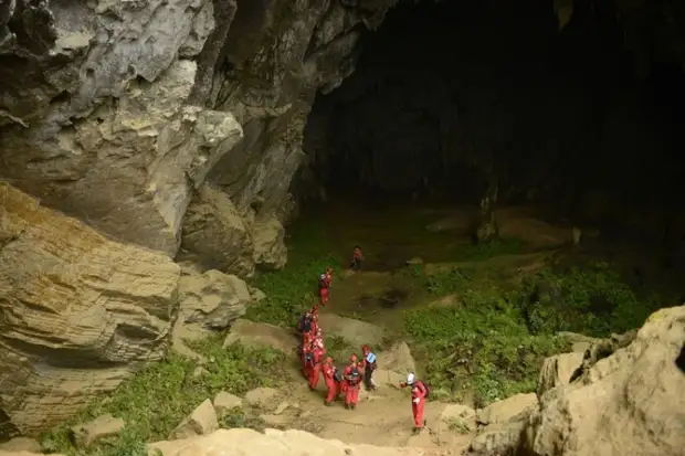 Peștera Hang Son Doong - cea mai mare și cea mai frumoasă peșteră din lume, Vietnam