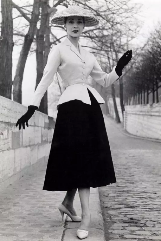 Modo kaj Historio: Feliĉa Naskiĝtago Christian Dior