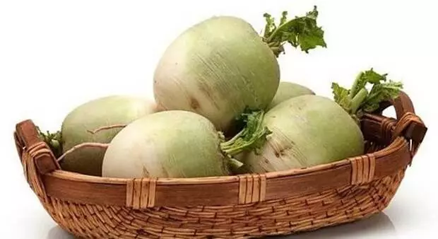 Turnip - Toetra mahasoa sy mampidi-doza amin'ny Turnip