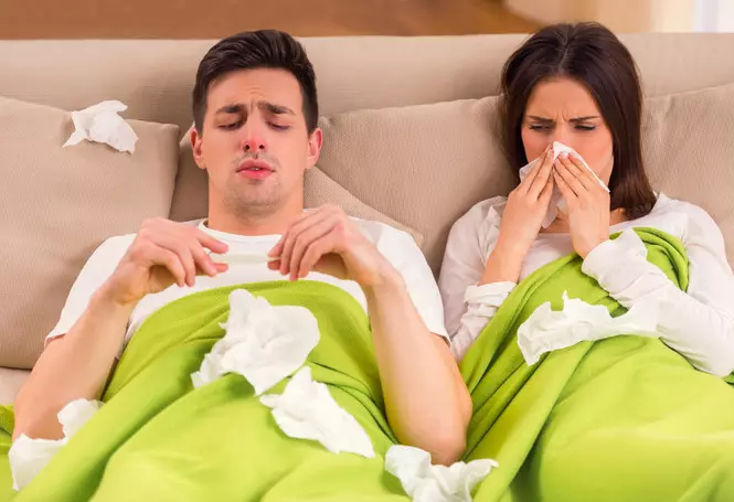 Cum să-ți dai seama dacă ai răcit sau gripă